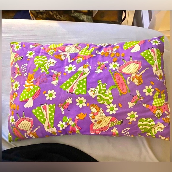 Bedding | Vtg Disney Alice In Wonderland All Over Print Pillow 2 | Poshmark